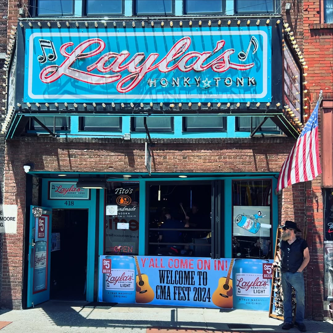 A Night to Remember at Layla's Honky Tonk - Rowdy Bus